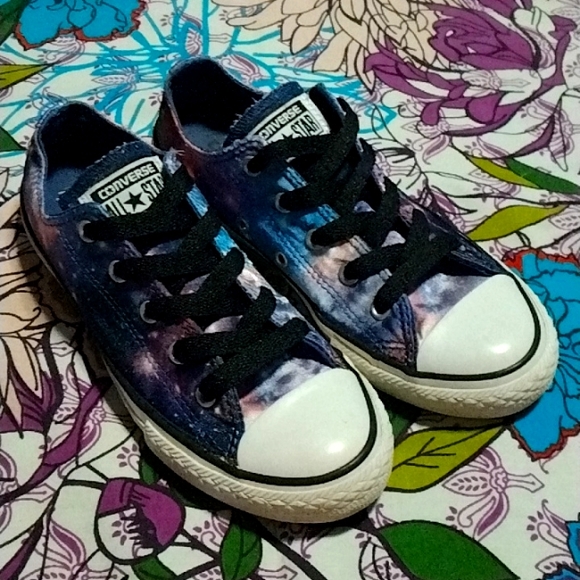 Converse | Shoes | Converse Galaxy Space Night Sky Sateen Low Tops ...